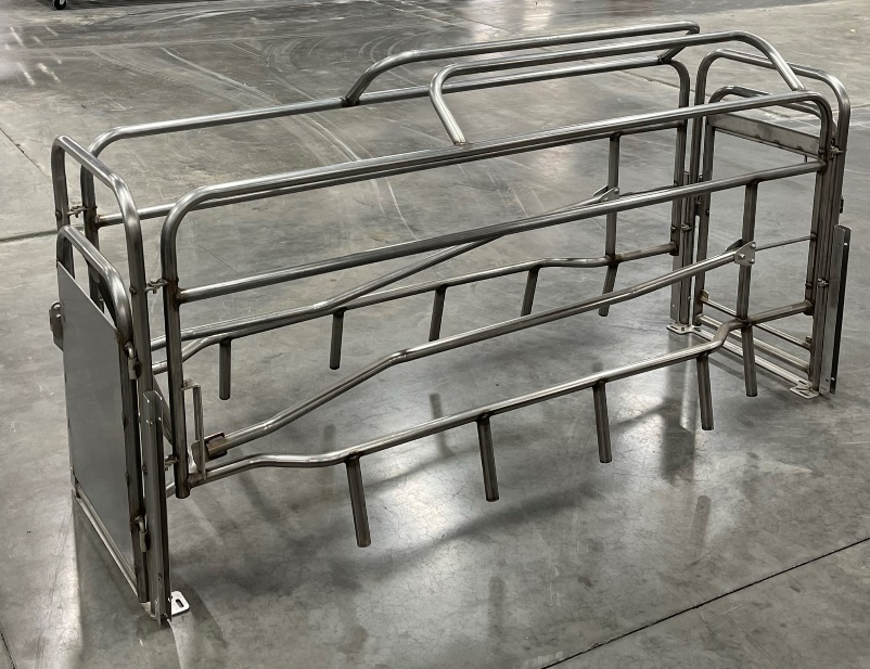 SDI Stainless Farrowing Crates