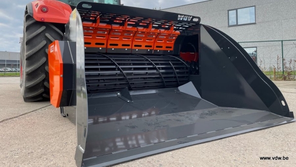 Beet Procesing - Beet Cleaner / Cutter by VDW Construction