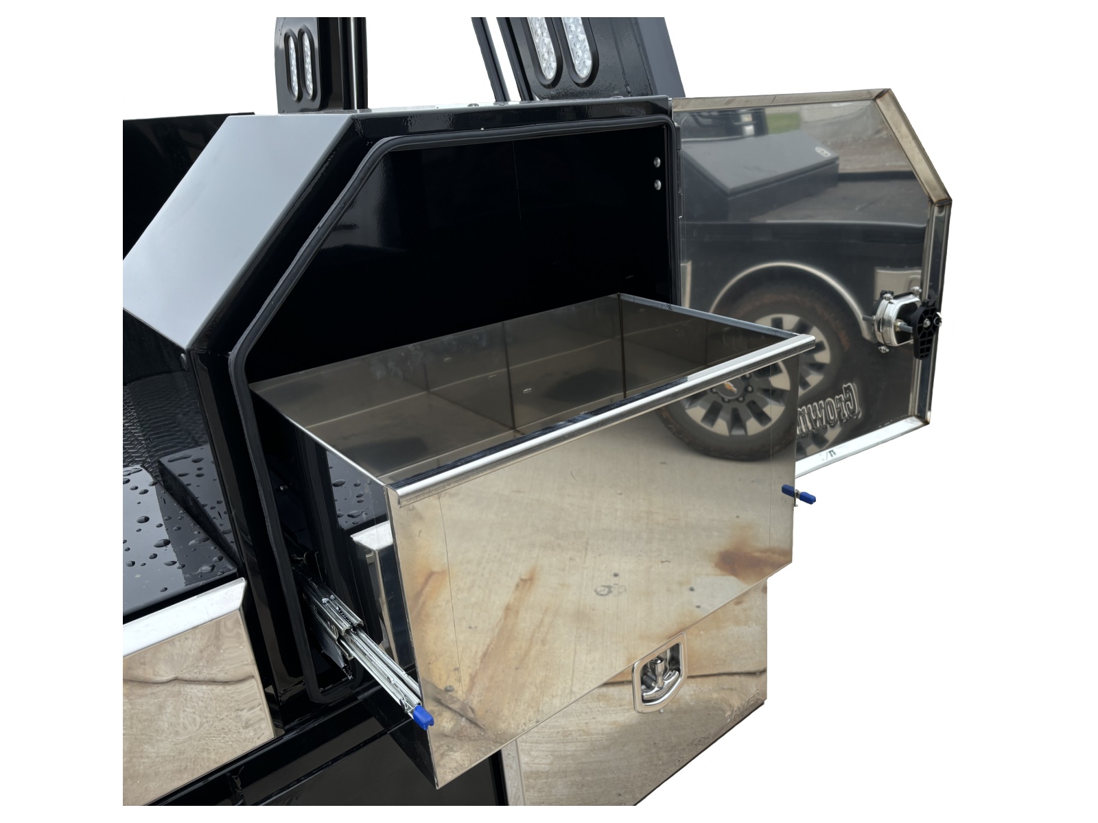 Crownline By GZ Introduces Modular Toolbox System For Flatbed Pickups