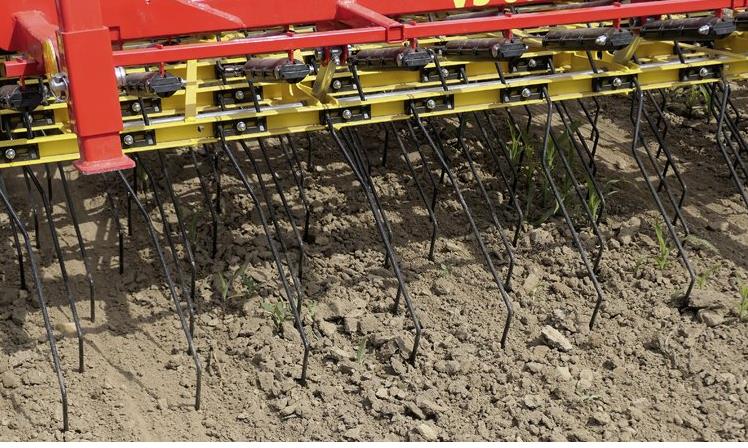 APV VS 750 M1 Pro Tined Weeder