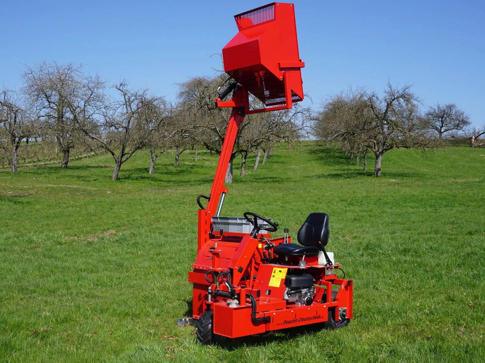 Feucht-Obsttechnik - OB 70 R (Ride-on) - Fruit Harvesting ...