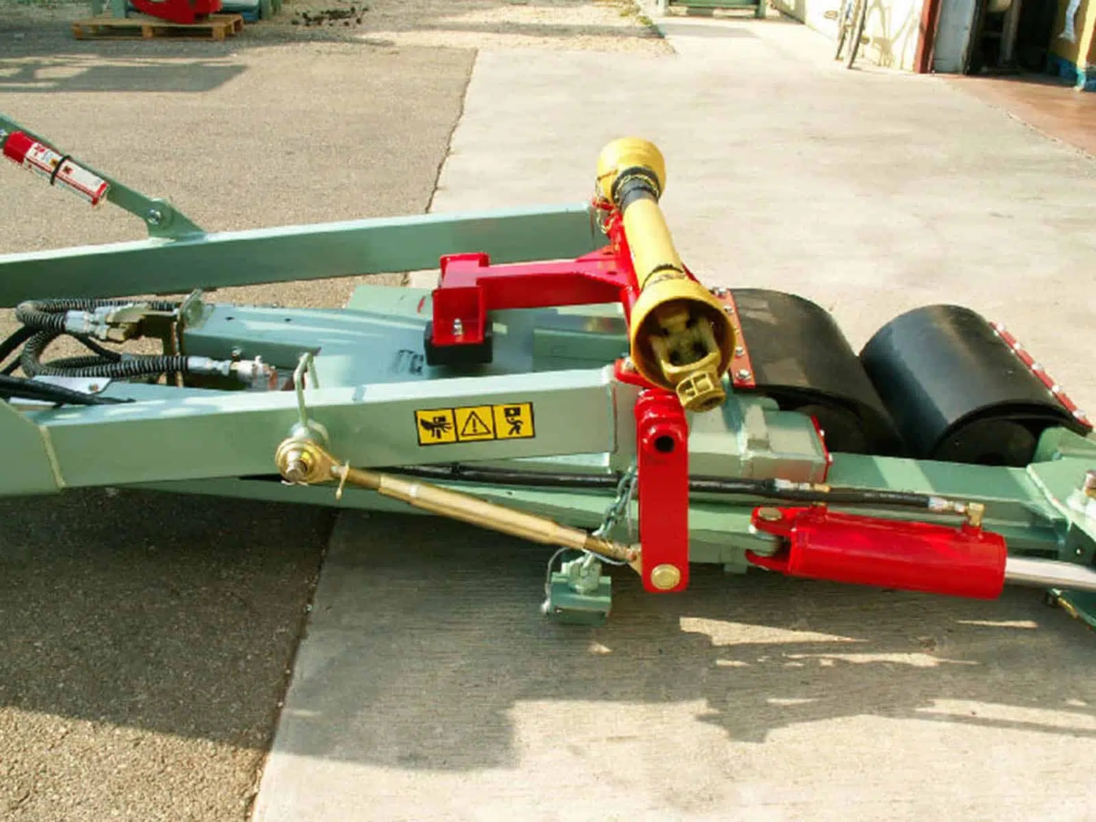 Feucht-Obsttechnik VHD / B / E Fruit Harvesting Trunk Shaker