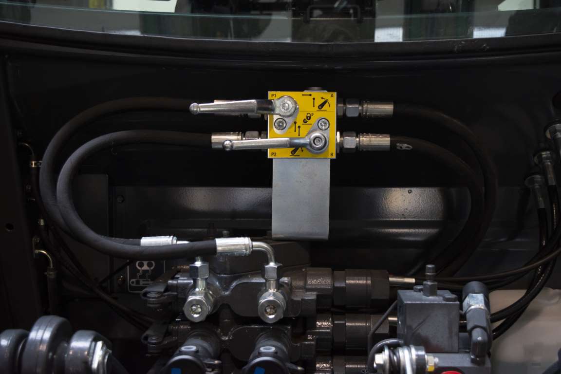 Zuidberg - Agriculture- Tractor Frontline Accessories