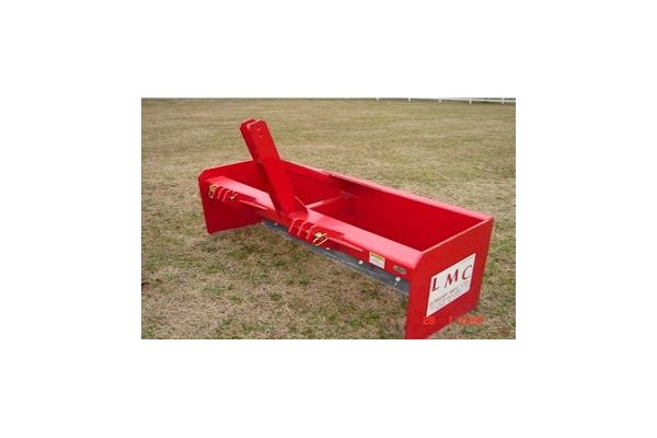 Lowery Chicken House Box Blade With MT Hook