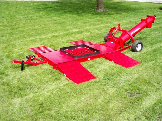 Pit-Express 210 Unloading Hopper Bottom Trailers