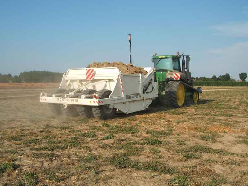 J330 - Scraper - Tear Towed Agricultural Scraper by ...