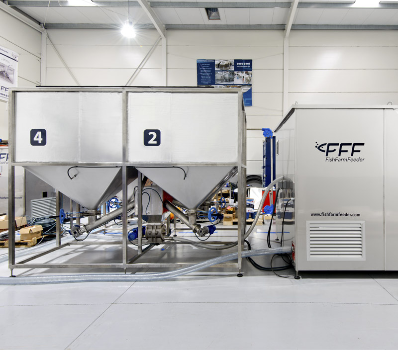 Feeding Systems for Ongrowing in Land-Based and Offshore ...