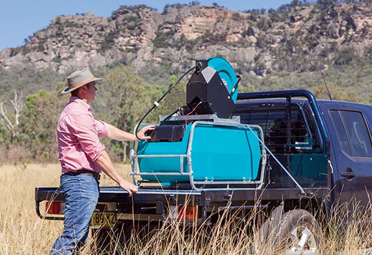 12-V Spot Sprayers & Trailers