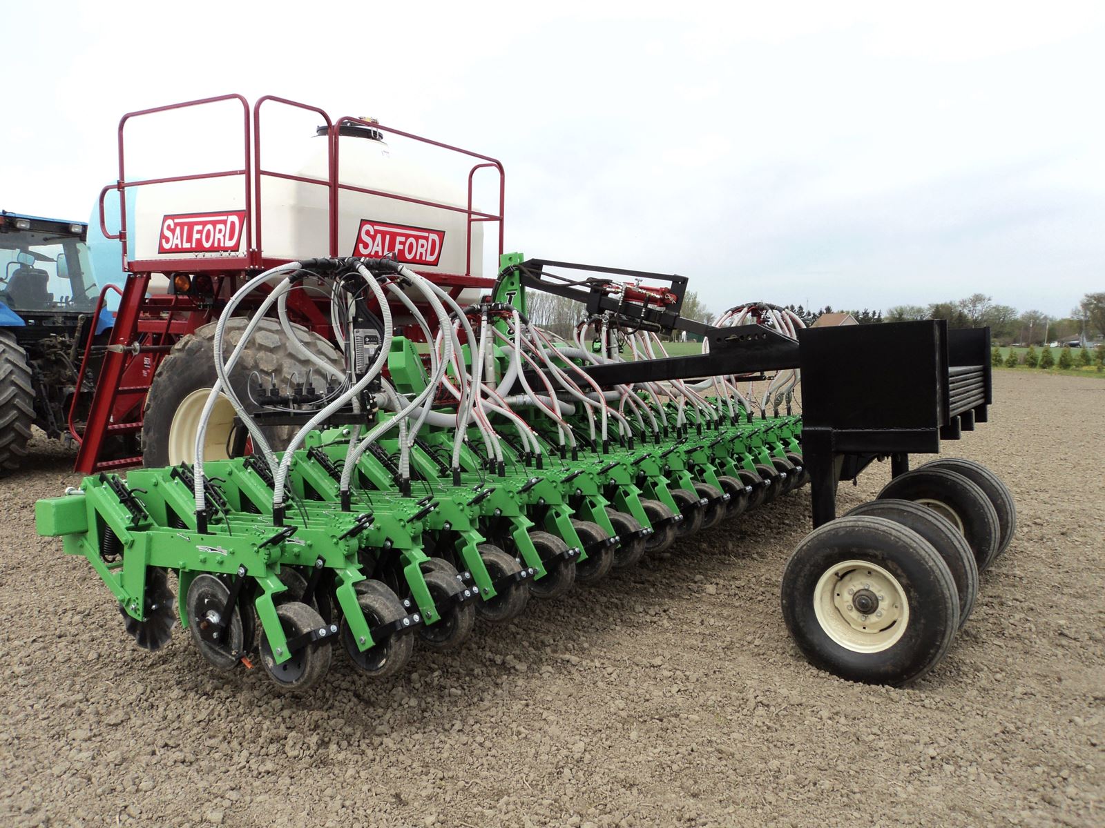 HFL Fabricating TP800 Series Air Seeder