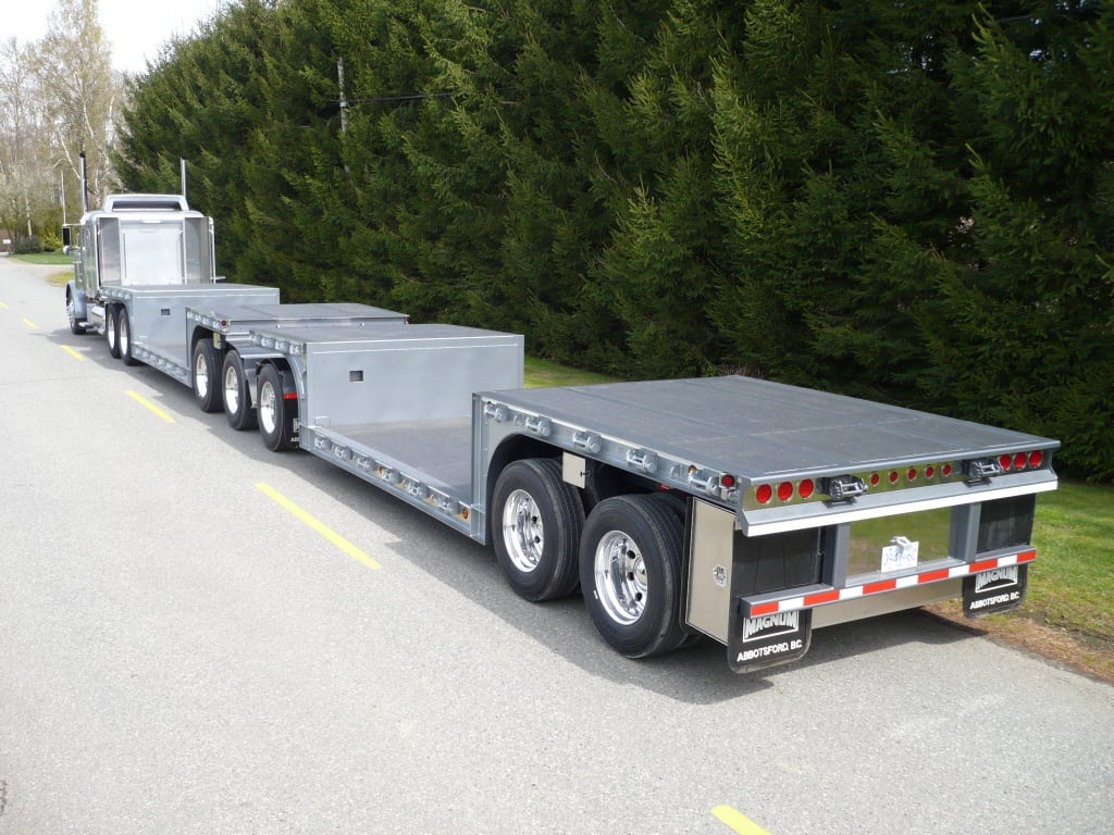 Magnum Maximizer Hay Train Terminal Trailers
