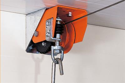Big Dutchman Cable Winches For Easy Raising Of Drinker Lines