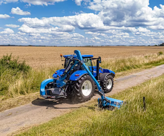 Rousseau E-Kastor Electric Range Mower