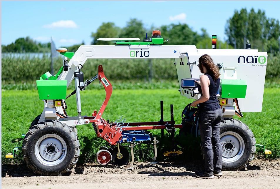 Naïo Orio Autonomous Tool Carrier For Vegetables And Industrial Corps